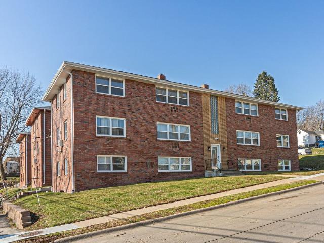 4821 Nicholas St 2 Bedroom Apartment for Rent at 4821 Nicholas St, Omaha, NE 68132 Dundee