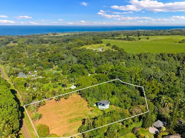 4821 A Waiakalua St, Kilauea, HI 96754