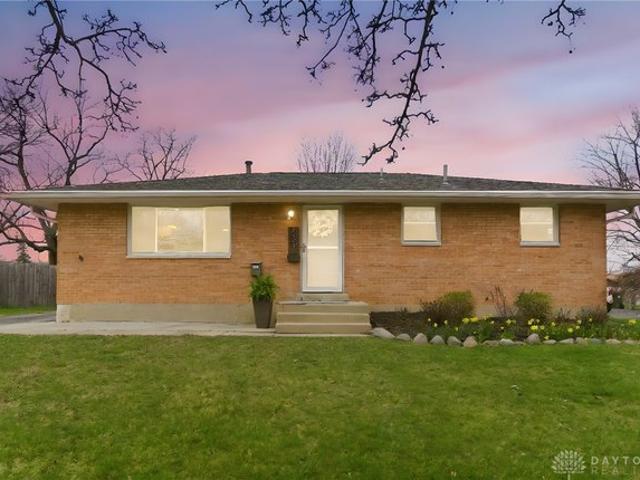 4821 Archmore Dr, Kettering, OH 45440