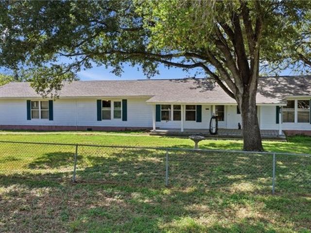 4821 FM 467, Seguin, TX 78155