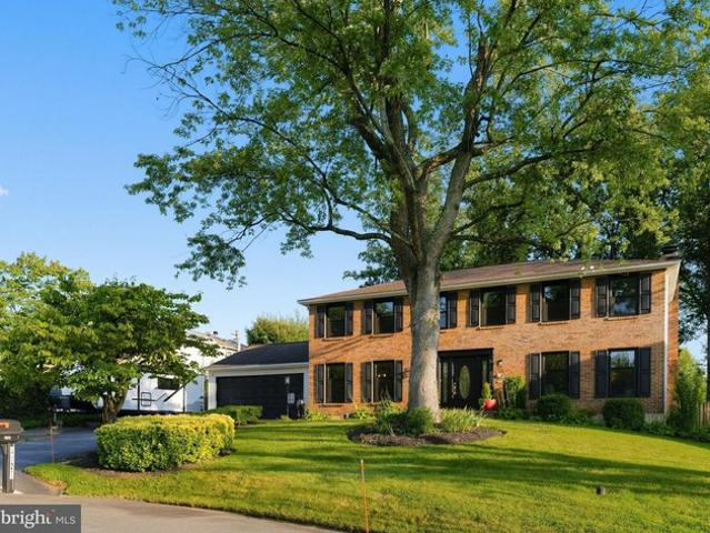 4821 Regiment Ct, Woodbridge, VA 22193