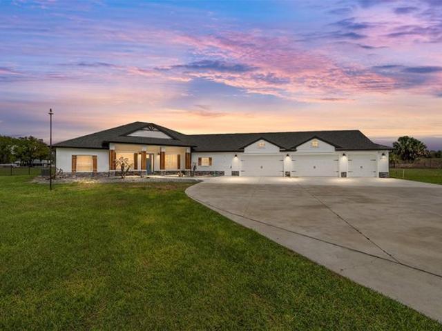 4821 Sunnyside Dr, Fruitland Park, FL 34731