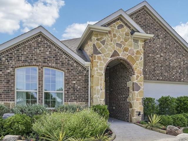 4821 Silver Strike Rd, Aubrey, TX 76227