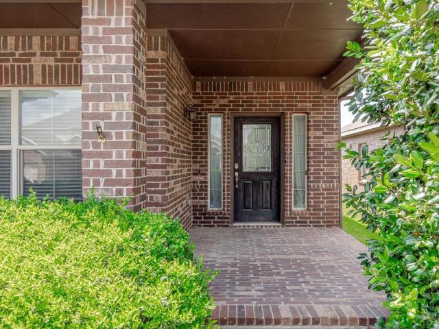4821 Willow Branch Ct, Fort Worth, TX 76036 | MLS #21245 | Compass