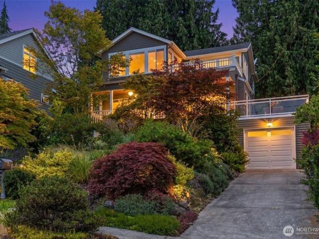 4821 53rd Ave S, Seattle, WA 98118