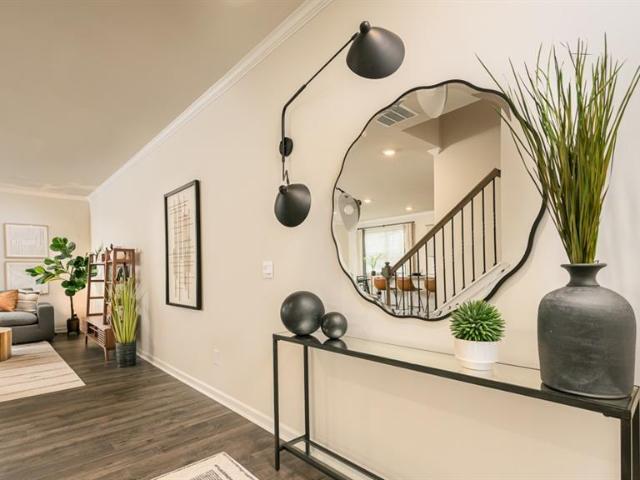 4822 Guava Trace