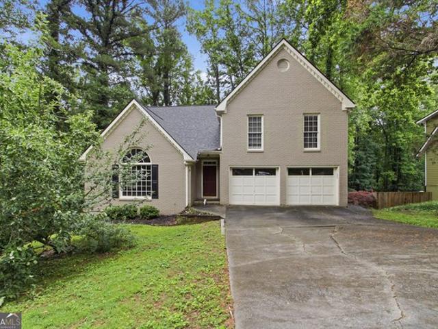 4822 Thornwood Dr NW, Acworth, GA 30102