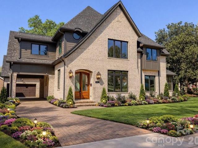 4822 Walker Rd, Charlotte, NC 28211