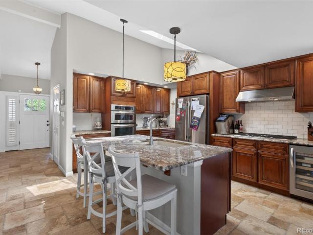 4823 E Links Circle