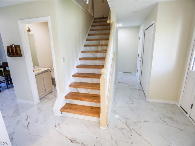 4823 Elizabeth Lane