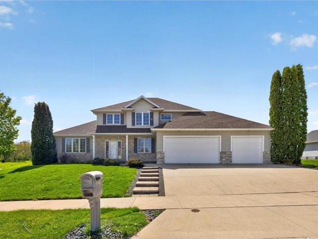 4823 Scenic Oak Dr SW, Rochester, MN 55902