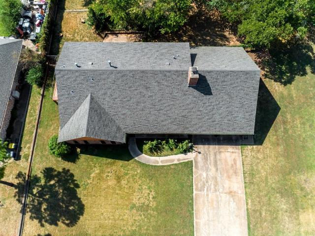 4823 W Woodland Drive