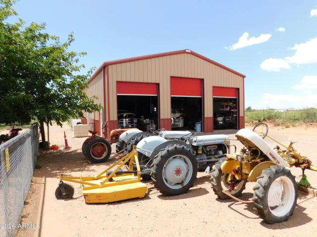 4823 W Tumbleweed Lane