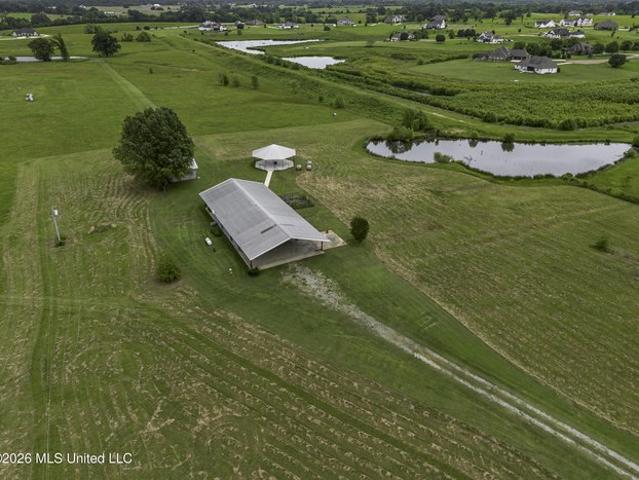 482 Cane Creek Rd, Flora, MS 39071