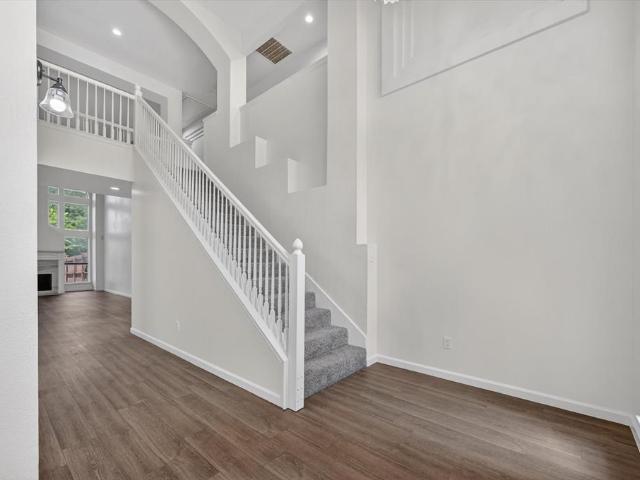482 Cloverleaf Drive