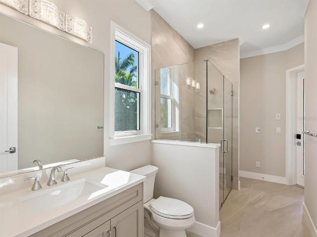 482 E Royal Flamingo Dr, Sarasota, FL 34236 | MLS #A4664