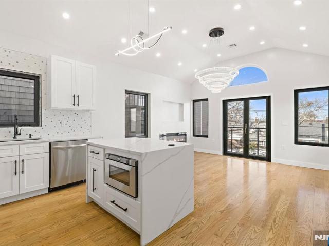 482 Kennedy Boulevard # 2