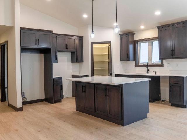 482 high ridge trail