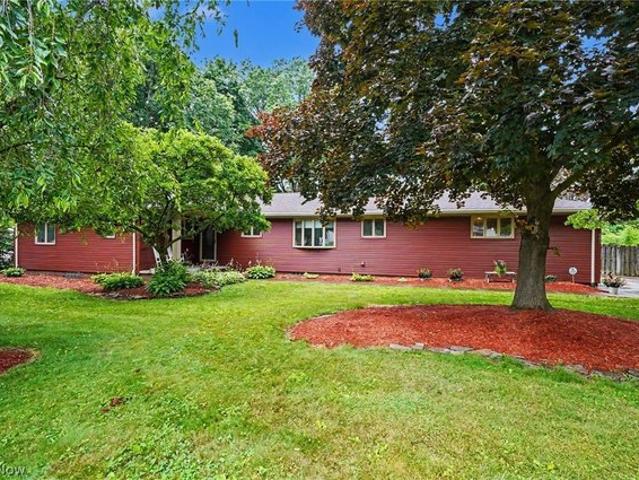 482 Junior Ave, Akron, OH 44312