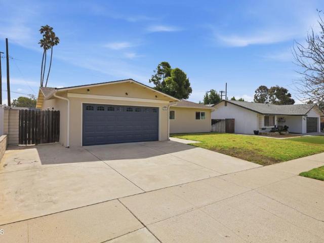 482 Mackay Avenue