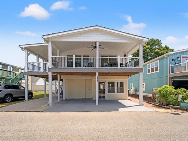 482 Meadowlark Dr, Surfside Beach, SC 29575