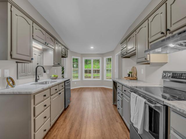 482 Northdale