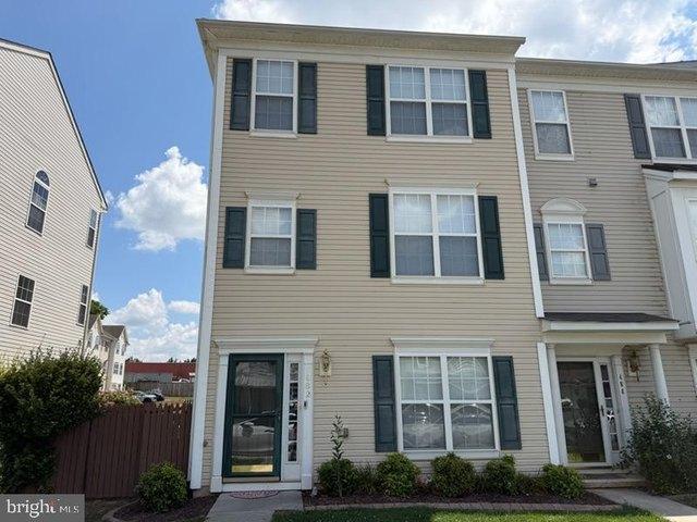 482 S Carlisle St, Greencastle, PA 17225