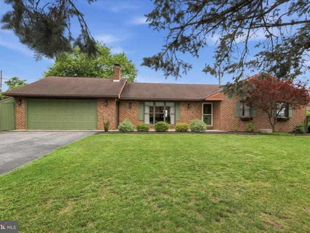 482 Starr Ave, Chambersburg, PA 17202