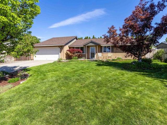 4834 Hibiscus St, West Richland, WA 99353