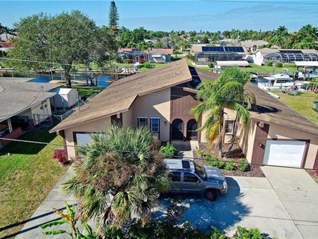 4834 4 Tudor Dr, Cape Coral, FL 33904