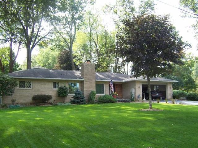 4835 Staten Dr, Jackson, MI 49201
