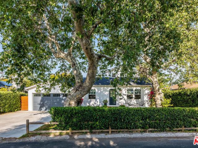 4836 Placidia Avenue