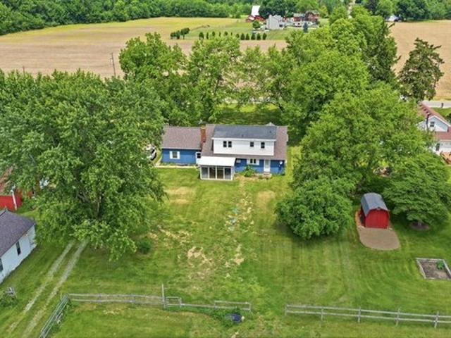 4837 Alexander Rd, Pemberville, OH 43450
