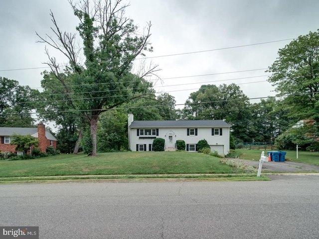 4837 Randolph Dr, Annandale, VA 22003