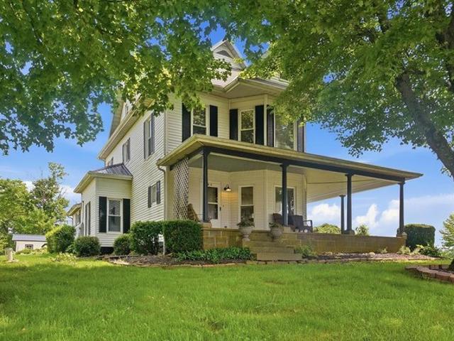 4838 Marion Rd NW, Centerburg, OH 43011