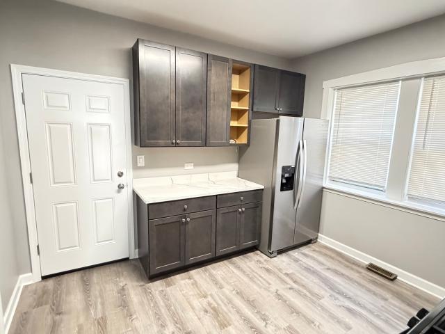 4838 W Addison St, Unit 1F, Chicago, IL 60641 | MLS #12505 | Compass