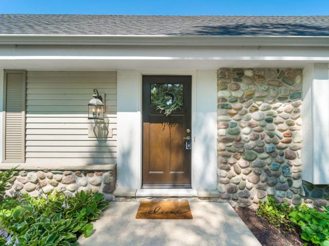 4838 W Glen Cove Ct