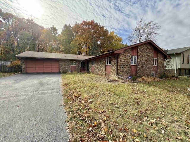 4839 Alpine Park Dr, Rockford, IL 61108