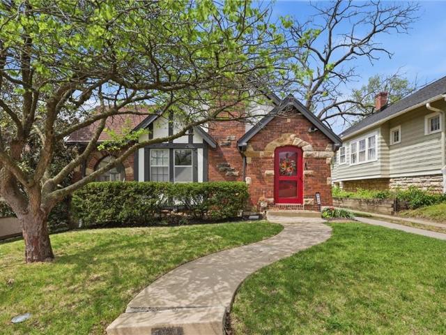 4830 Mercier St, Kansas City, MO 64112 | MLS #2614 | Compass