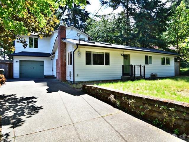4830 Beverly Dr NE, Olympia, WA 98516