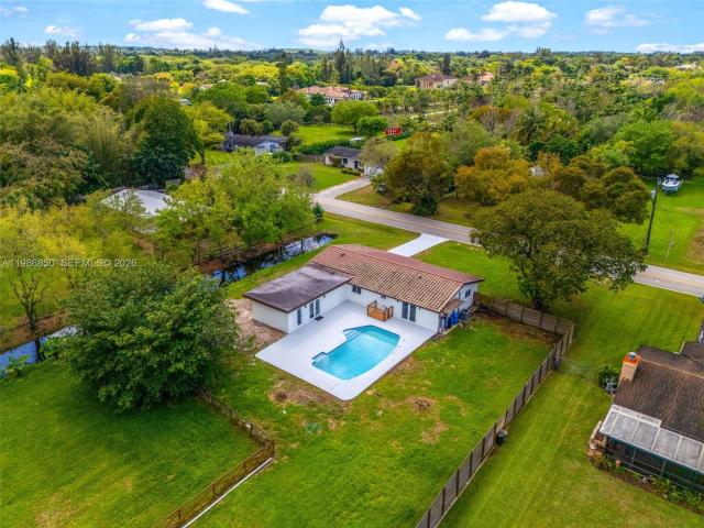 4830 SW 188th Ave, Southwest Ranches, FL 33332 | MLS #A11986 | Compass