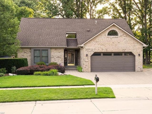 48315 Walden Rd, Macomb, MI 48044