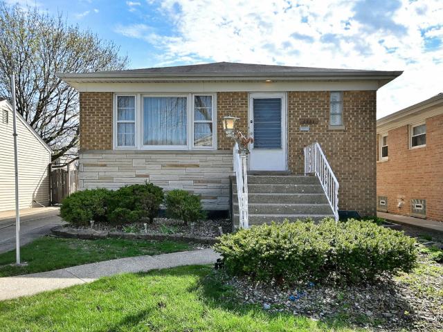 4831 N Oak Park Ave, Chicago, IL 60656 | MLS #12613 | Compass