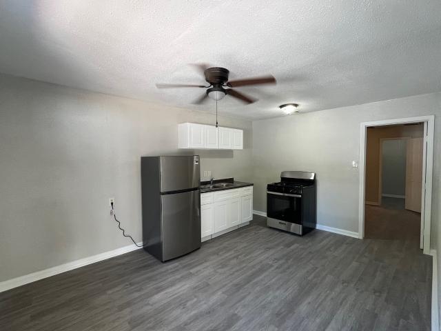 4831 Sycamore Ave, Unit 4, Pasadena, TX 77503 | MLS #76698 | Compass