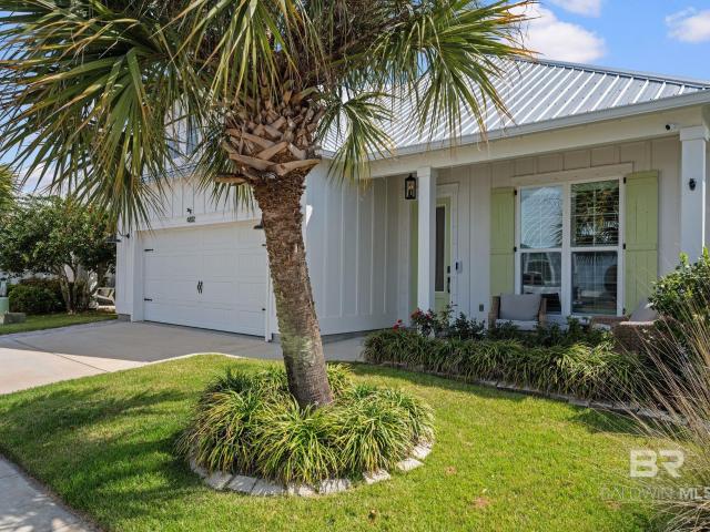 4832 E Cypress Loop