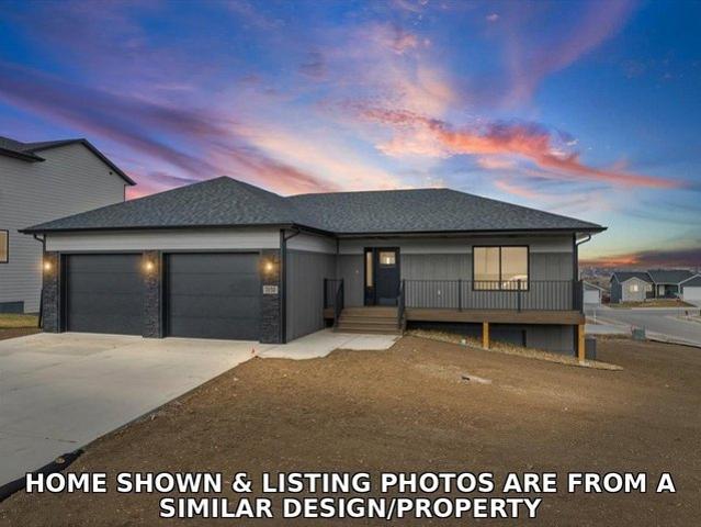 4832 Pahlmeyer Dr, Rapid City, SD 57703