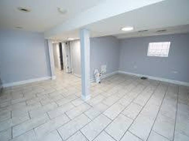 4833 N Ridgeway Avenue # G