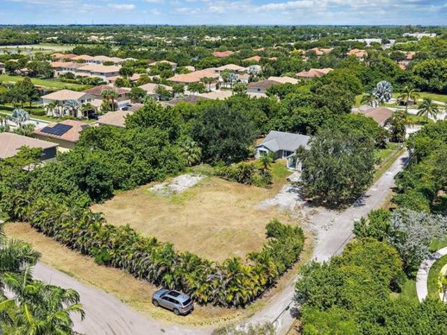 4833 Nash Trl, Lake Worth, FL 33463