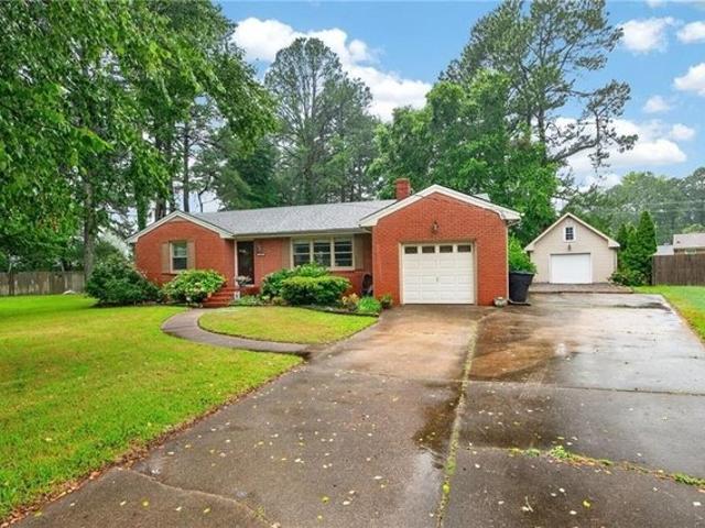 4833 Colonial Ln, Portsmouth, VA 23703