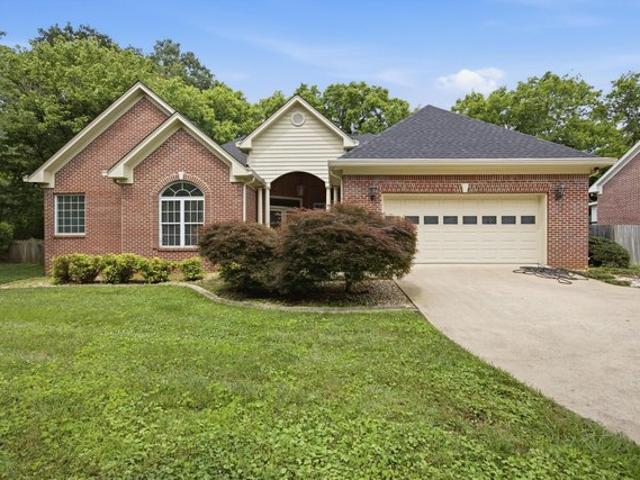 4833 Hampshire Pl, Hixson, TN 37343